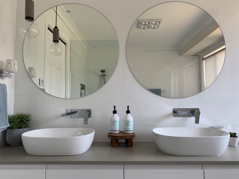 Polished Edge Round Mirror - Showerama